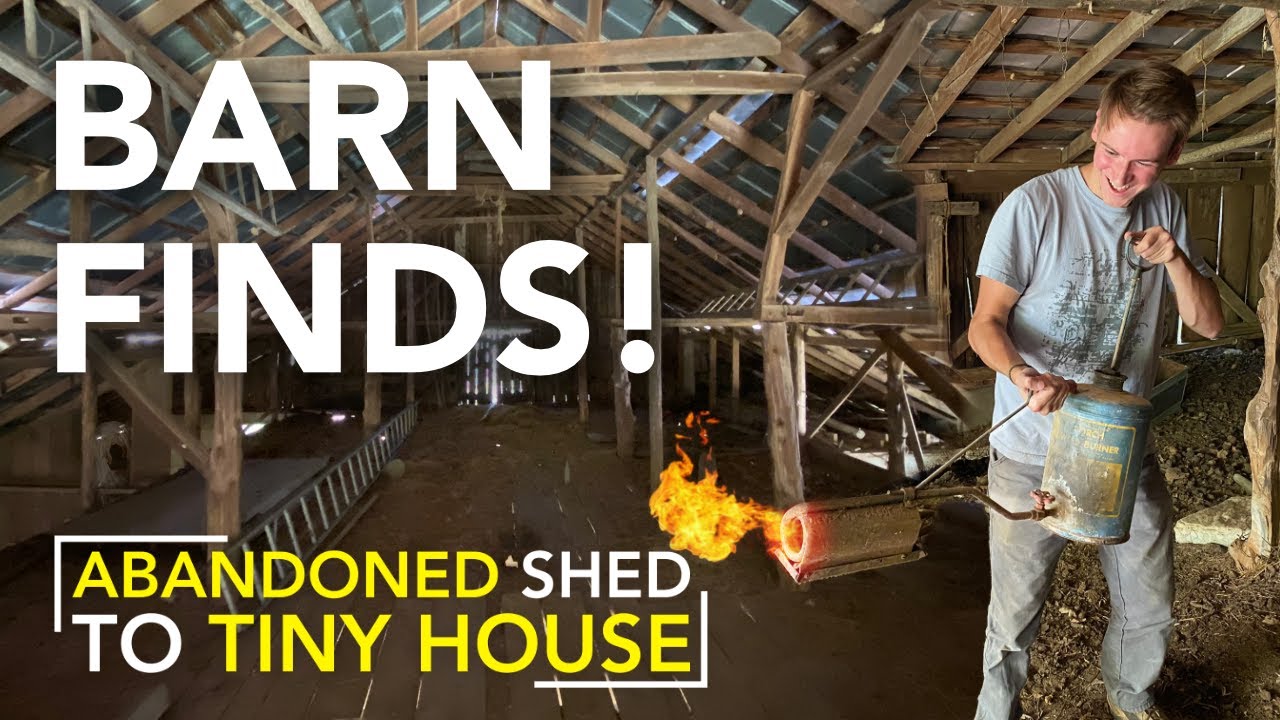 Exploring an Abandoned Barn! - YouTube