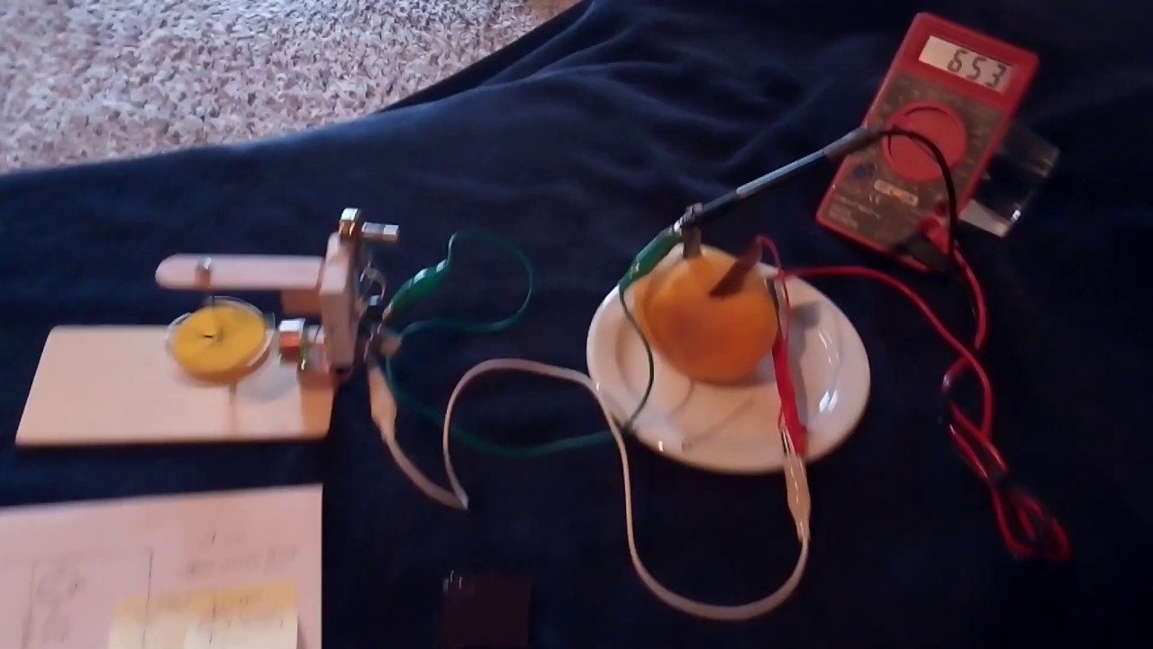Blinker Motor --- Running on a lemon battery - YouTube