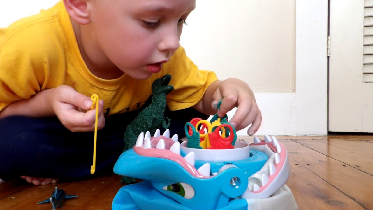 Shark Bite Let's Go Fishin Game For Kids - YouTube