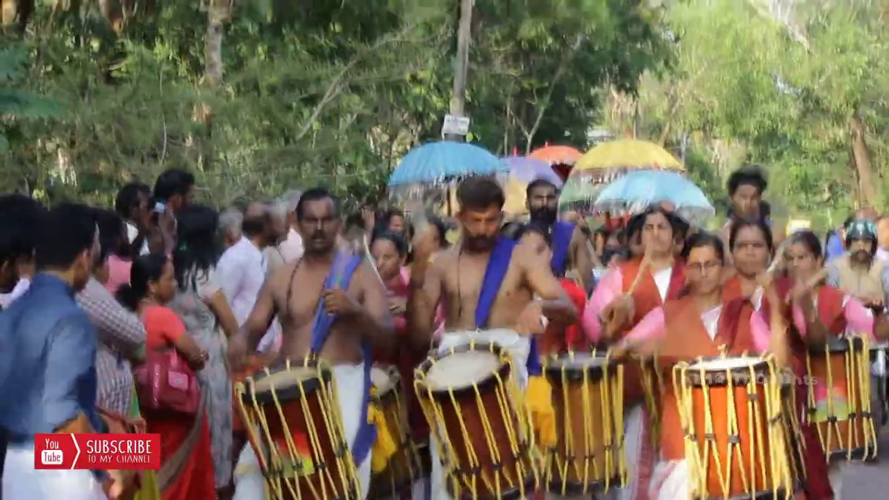 കലവറ നിറക്കൽ ഘോഷയാത്ര (ശിങ്കാരി മേളം )|(valiyillath kalakkattu sree ...