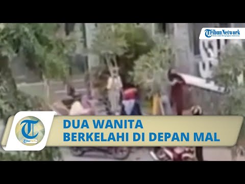 Viral Video Dua Wanita Adu Pukul di Depan Mal di Madiun, Diduga Masalah Pesanan di Online Shop
