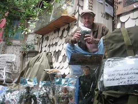 March Of The Toy Soldiers - YouTube