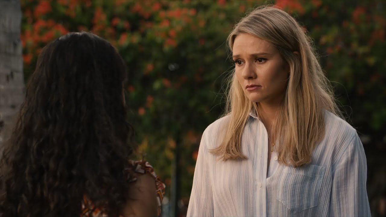 Kate Is Worried About Revealing Lucy to Her Boss on NCIS: Hawaii 2x02 ...