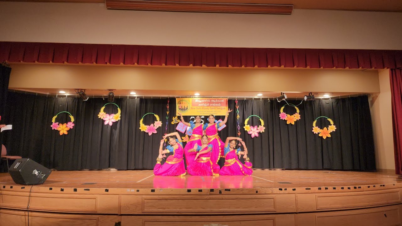 Neha Dance Tamil New year 2032 - YouTube