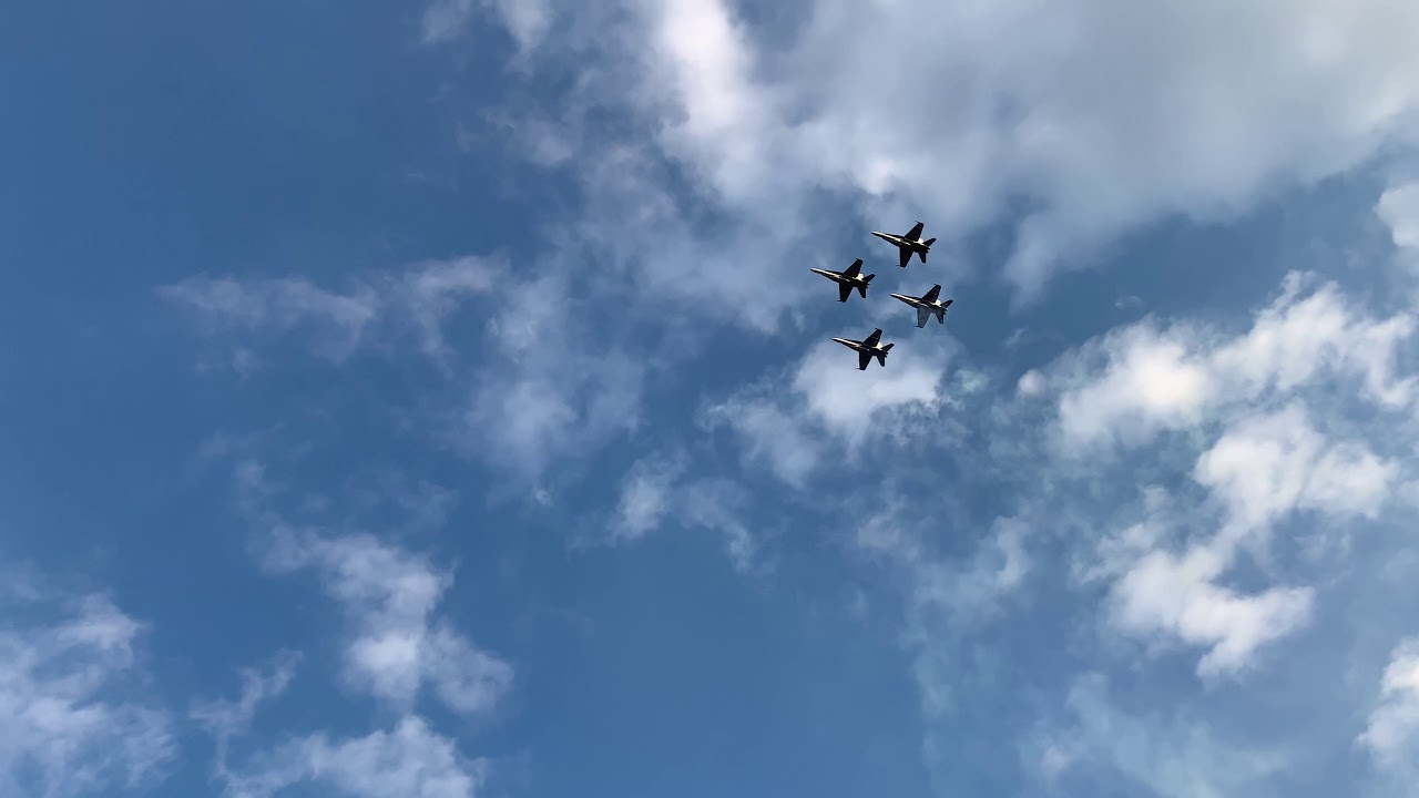 Navy Fly Over at Army Navy 2018 - YouTube