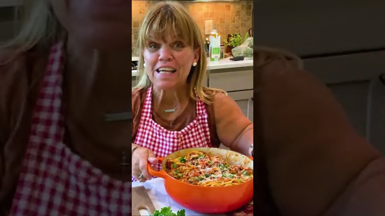 How To Make Bolognese Sause Over Pasta | Amy Roloff's Little Kitchen ...