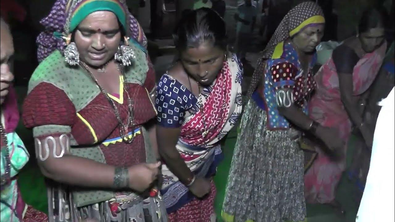 Banjara Dadi yadi Waya geet - YouTube