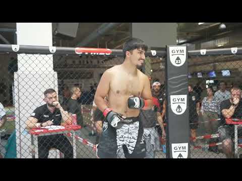 Crazy fight by Russian BOXER & turkish WRESTLER | SHOUTOUT Contender Series 2