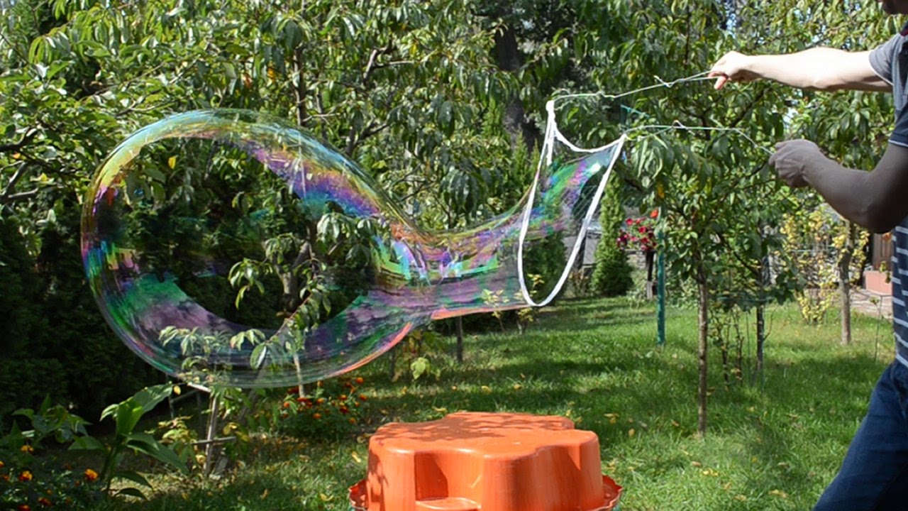 Homemade Huge Bubbles Giant Bubbles Recipe Huge Bubble Machine homemade-huge-bubbles-giant-bubbles-recipe-huge-bubble-machine