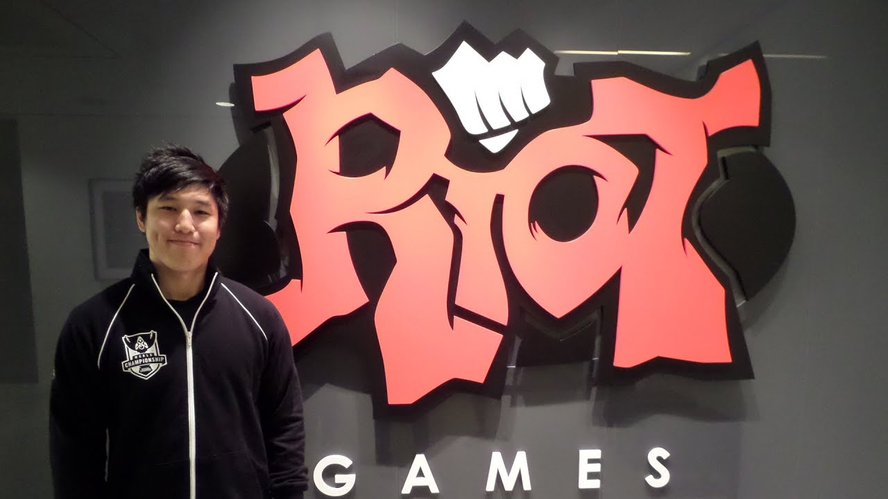 Riot Games Tour | Group Stage | Semi Finals - Montage - YouTube
