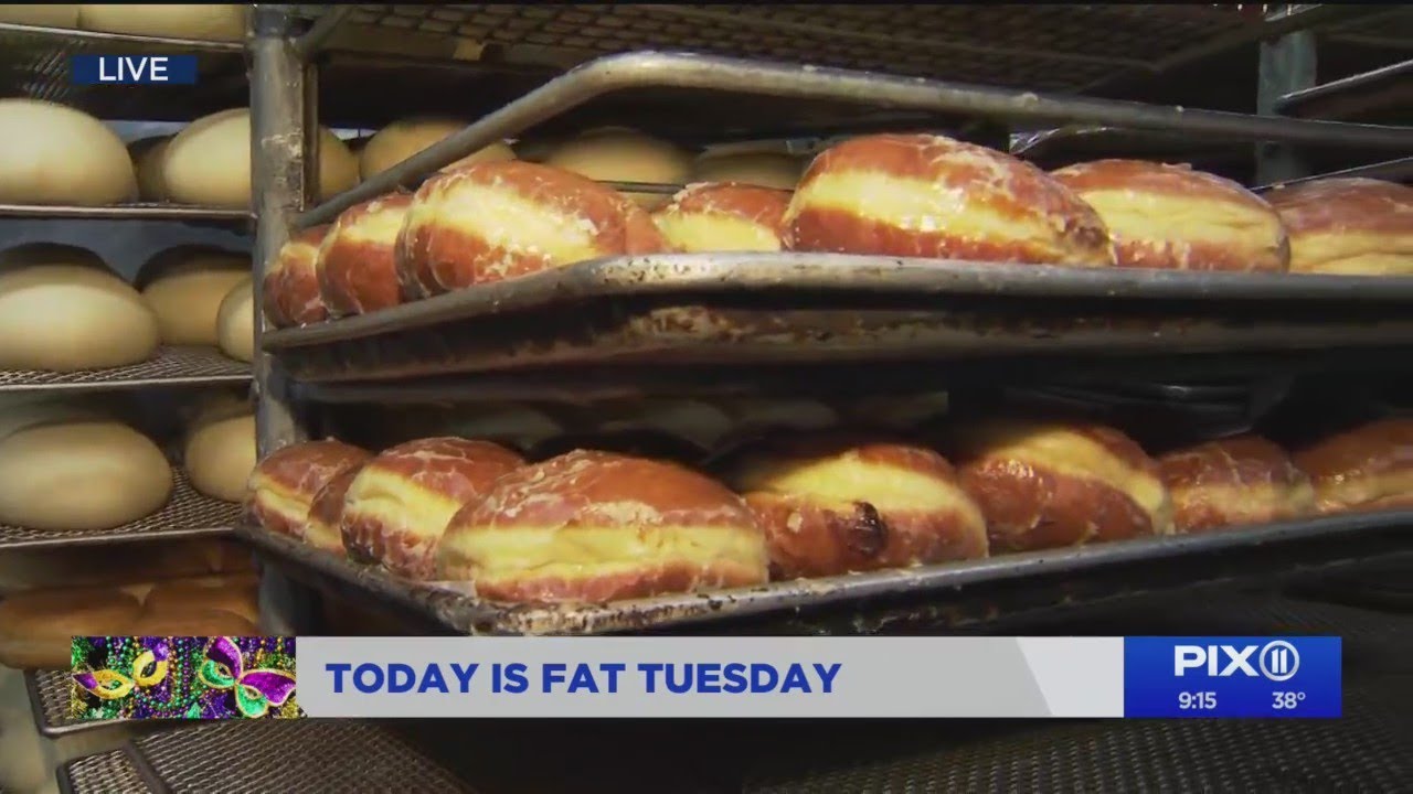 Celebrating Fat Tuesday at Peter Pan Donut & Pastry Shop - YouTube