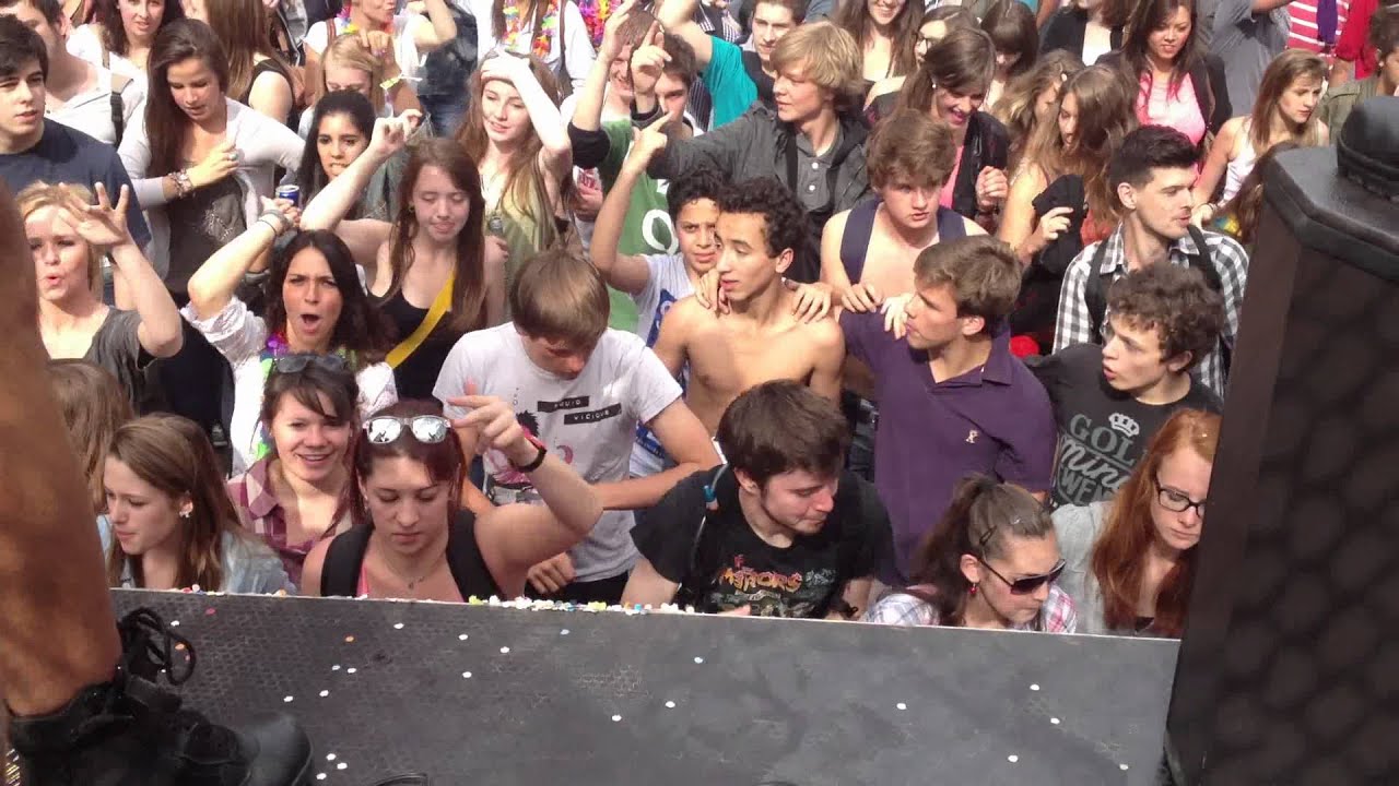 DJ DYNA @ GAY PRIDE LILLE - Juin 2012 - YouTube