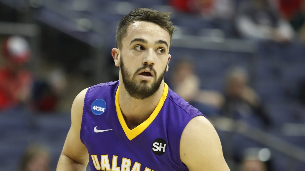 Albany vs. Oklahoma: Peter Hooley 3-pointer - YouTube