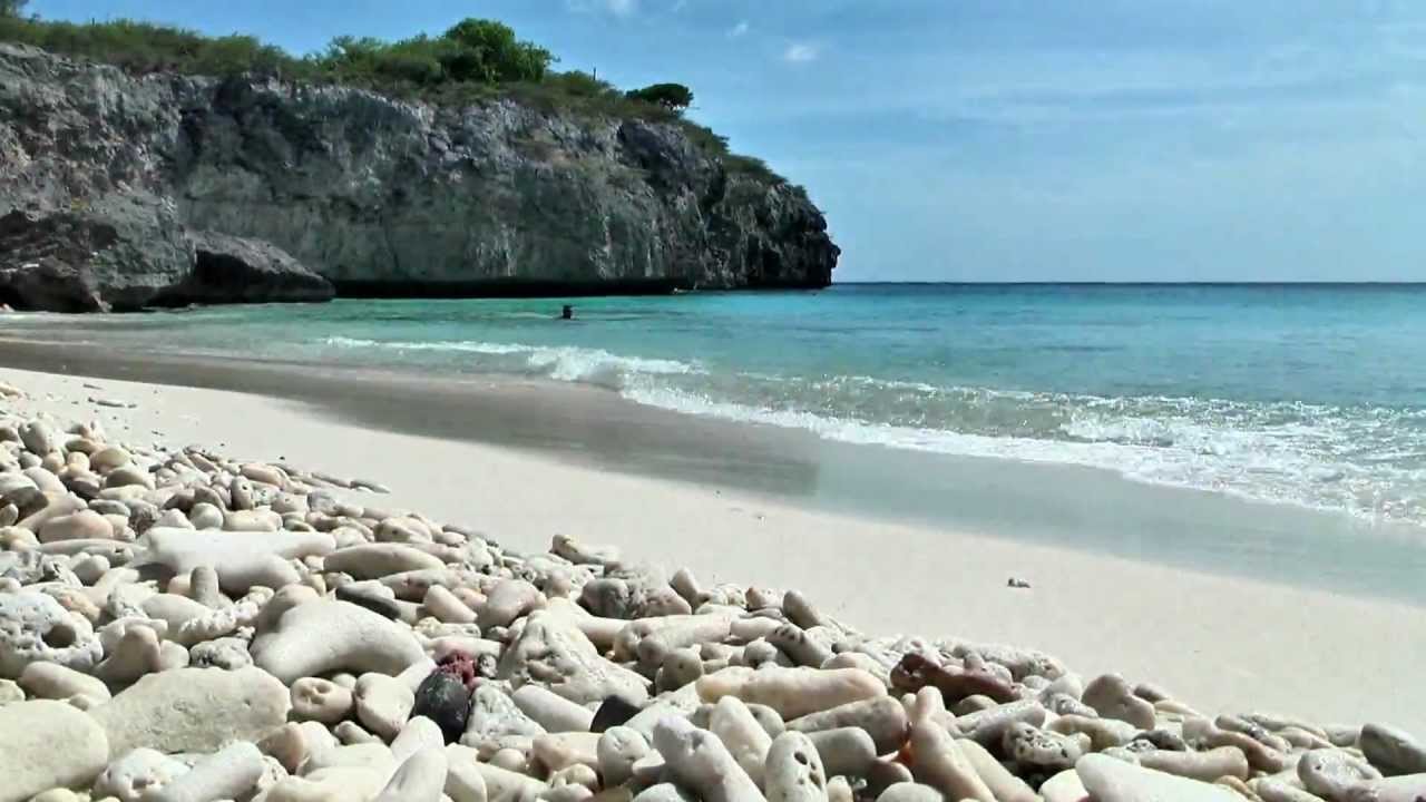 Kenepa beach "Playa kenepa chiki" - YouTube