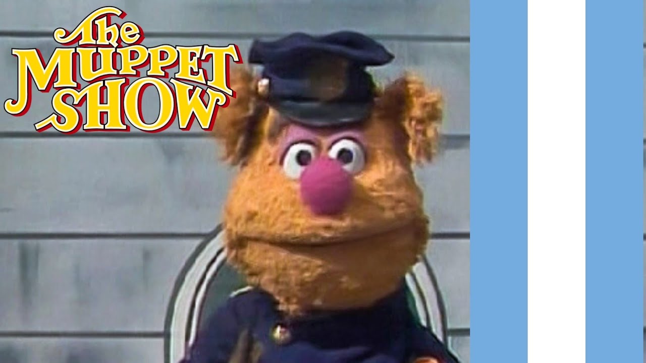 Los Muppets - El oso patrullero - Redoblaje Argentino - YouTube