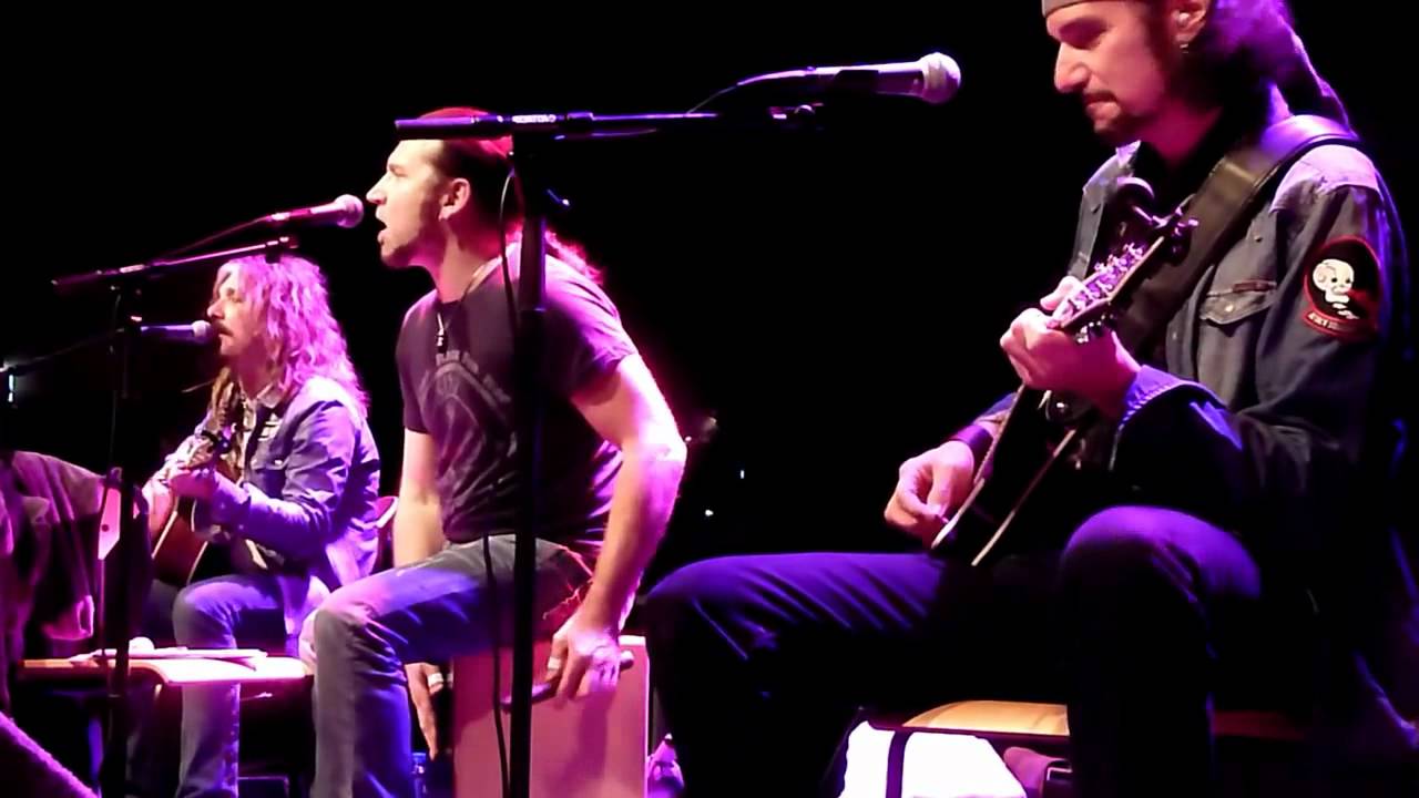 Eric Singer Project (KISS Unplugged 2011) - HARD LUCK WOMAN - YouTube