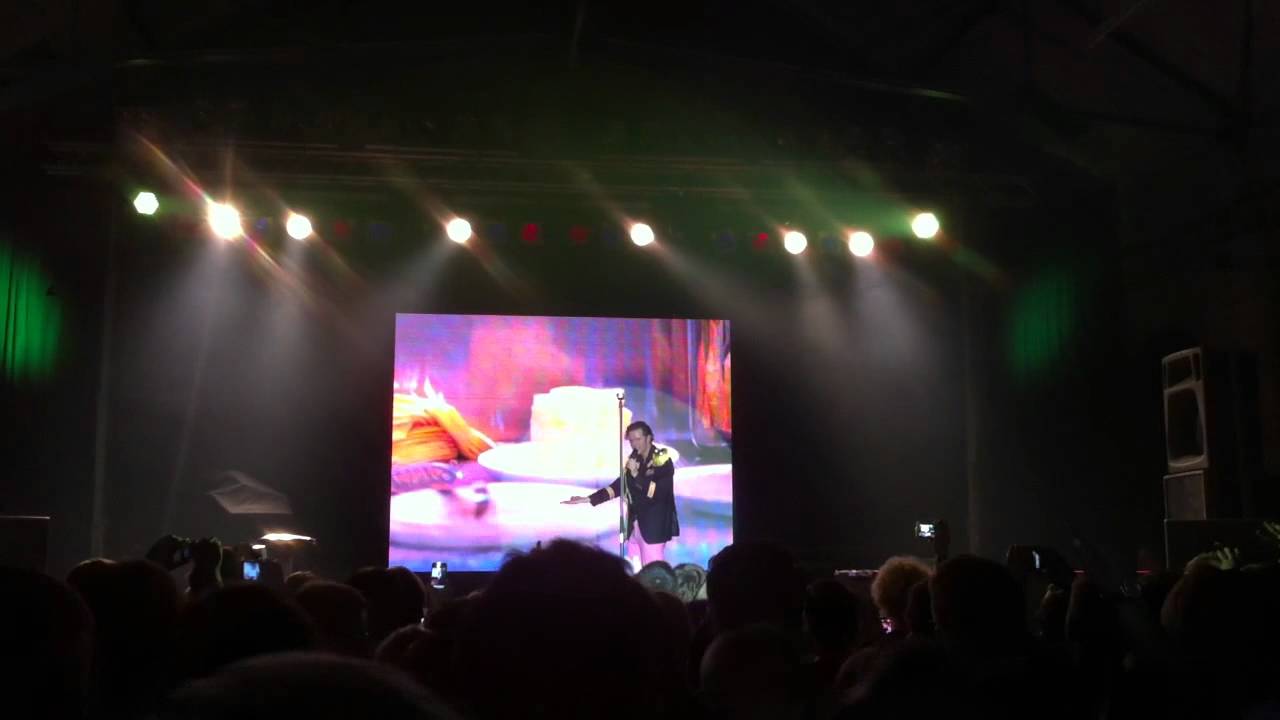 Alexander Marcus Hawaii Toast Song Live Dresden 2011 - YouTube