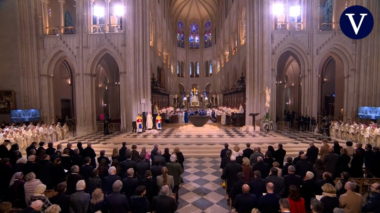 Las imágenes de la primera misa de Notre Dame tras la reapertura - YouTube