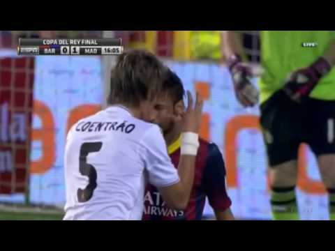 Neymar fight vs Coentrao Fight ( Barcelona 0-1 Real Madrid ) 16/04/2014 ...