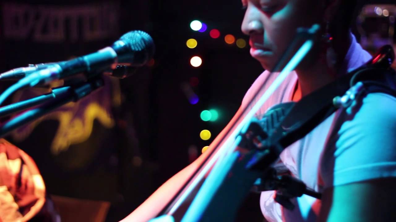 Mazz Swift-Camlet & Jimmy Lee - Improv 2 - YouTube