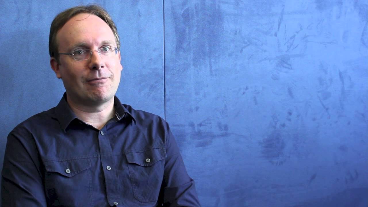 Matthew Hindson Sets the Record Straight - YouTube