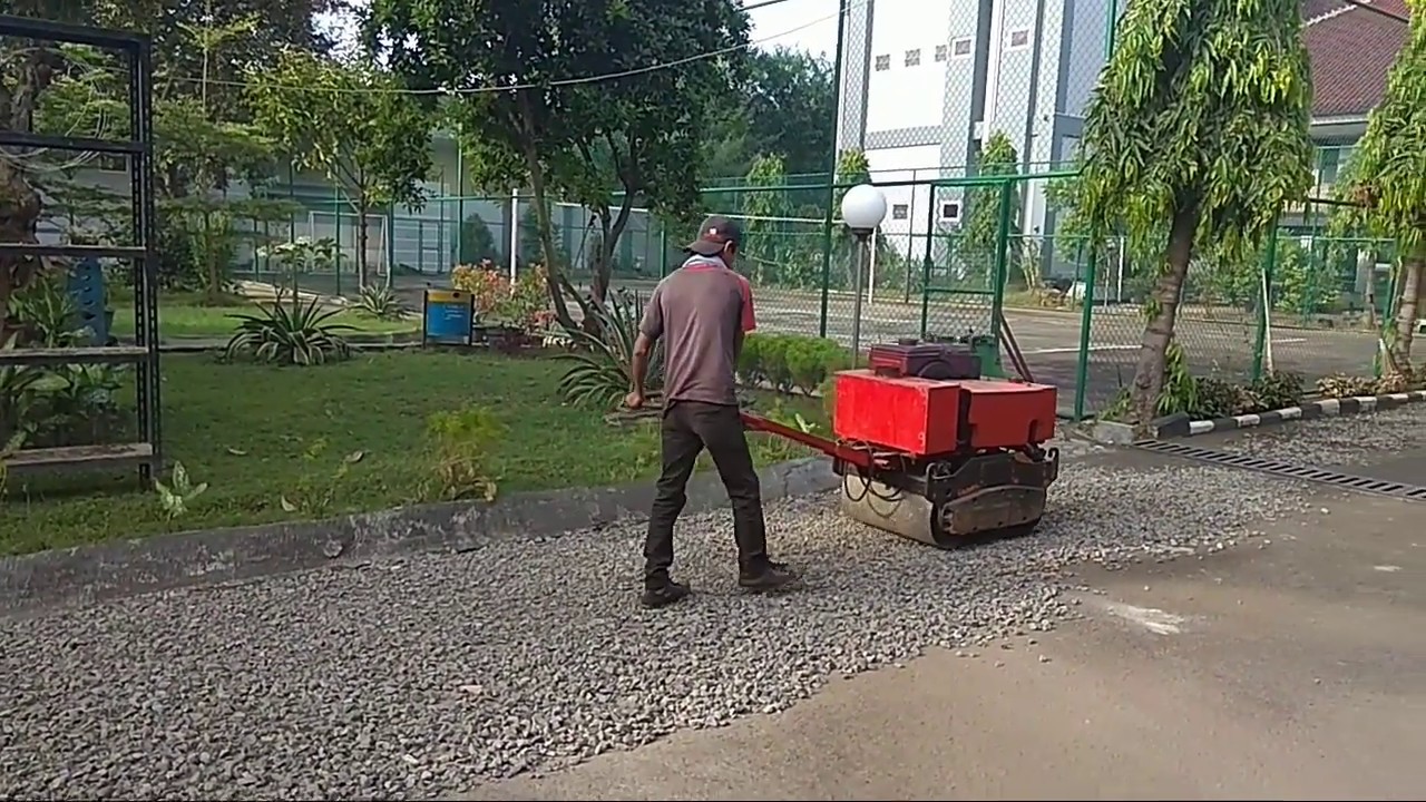 tukang aspal sekil dewa - YouTube