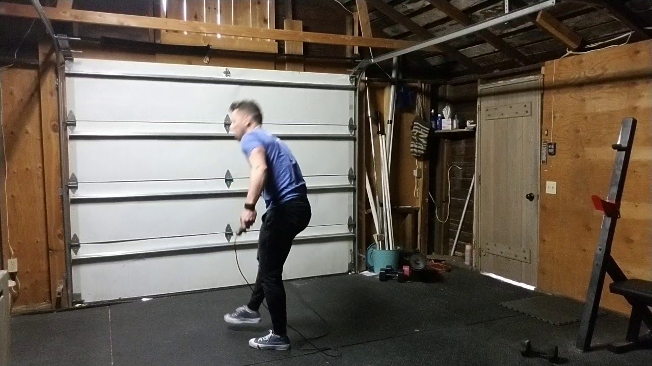 Alternating Single Leg Single Unders - YouTube