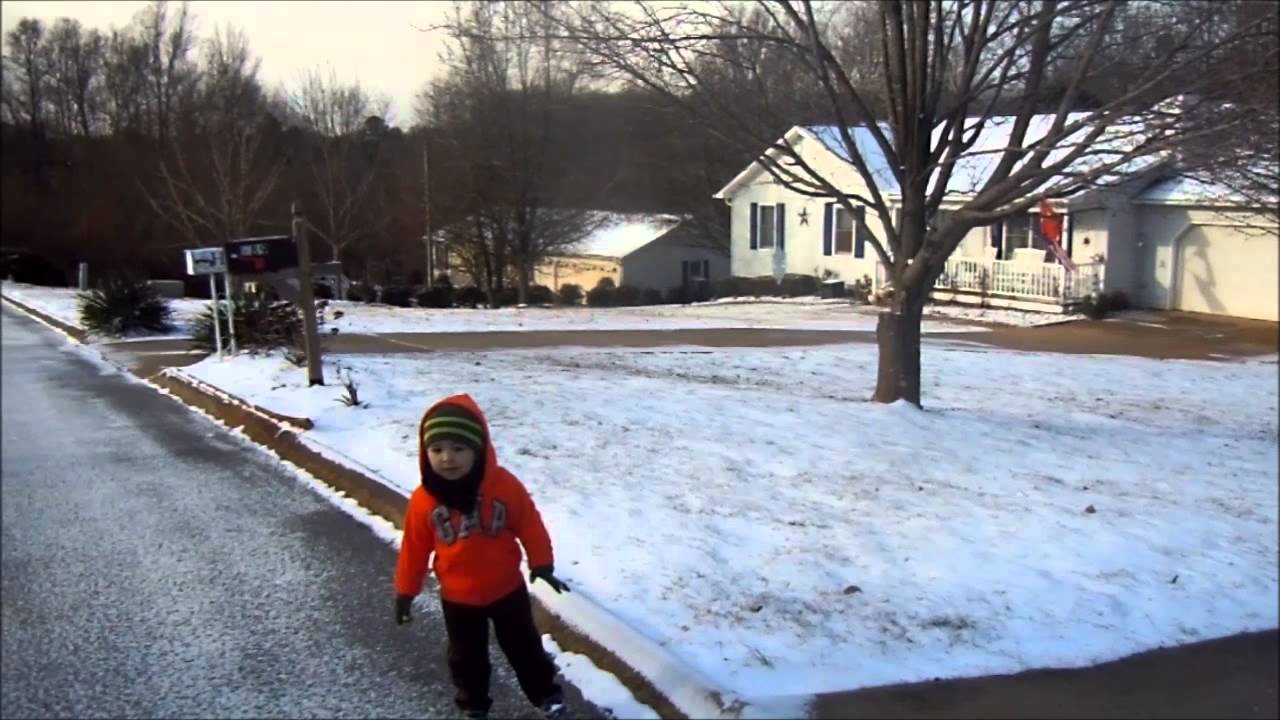 Snow storm of 2014- Snow fun! First snow - YouTube