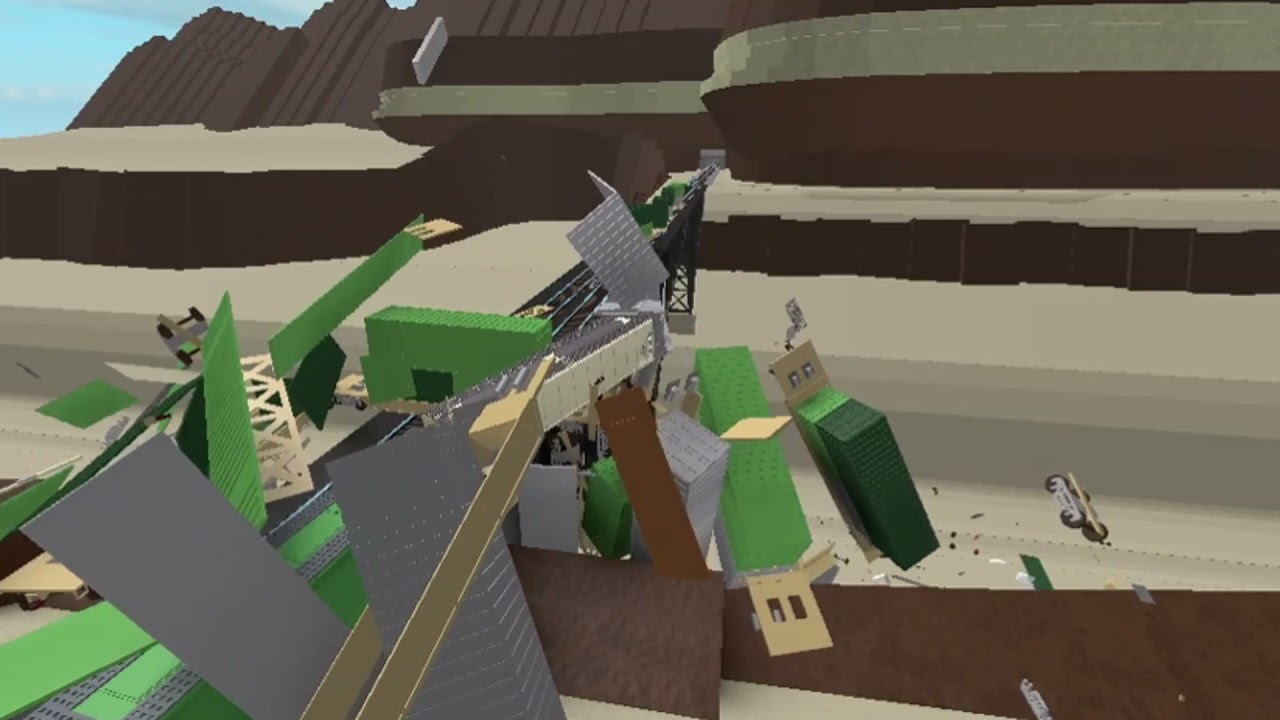 ROBLOX Train crashes and derailments - YouTube