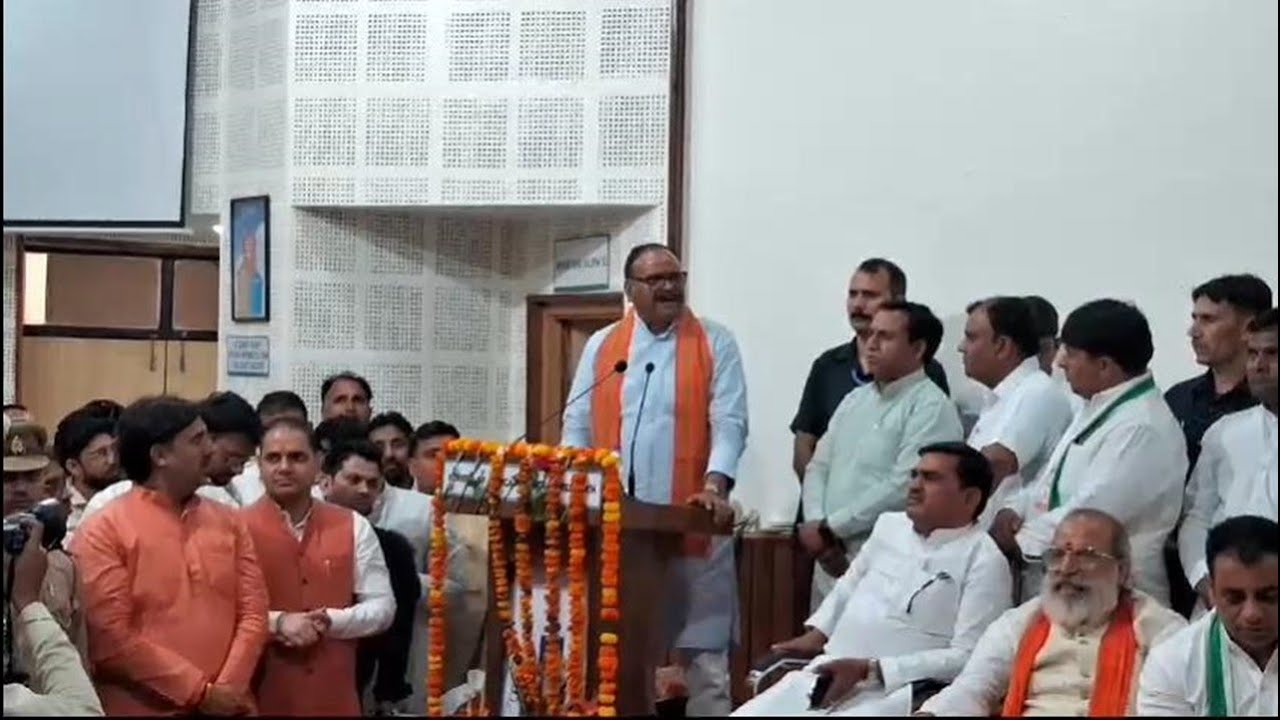 BJP कार्यकर्ताओं की पार्टी है, बाकि पार्टियां परिवार की पार्टी है ...