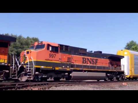 CSX Q246 @ WELLSBORO, IN 7 12 19 BNSF 4271 BNSF 997 - YouTube