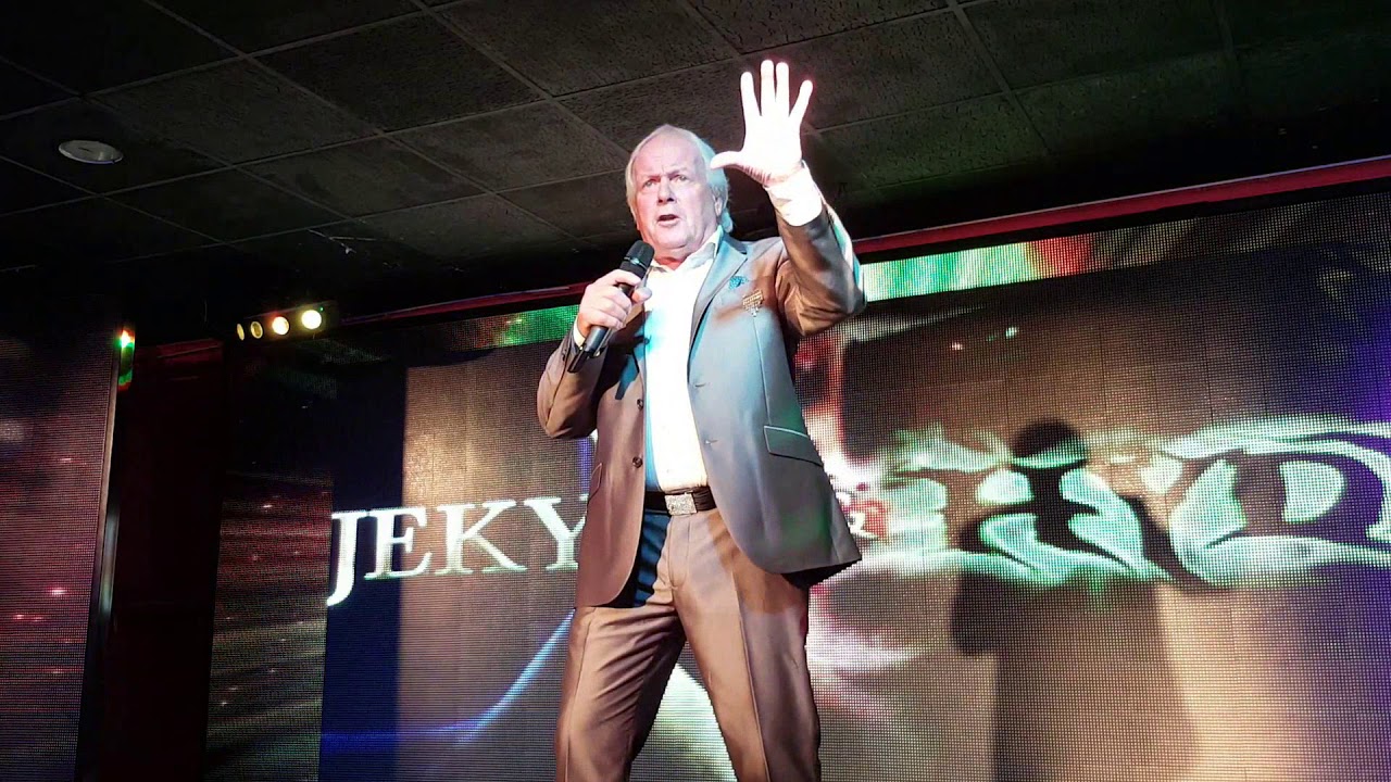 NEIL ROSS THIS IS THE MOMENT LIVE AT THE TALK OF THE COAST - YouTube