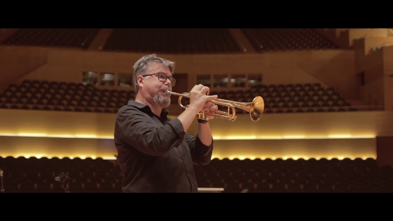 Trumpet Player | Trompetista Español | David Pastor - YouTube