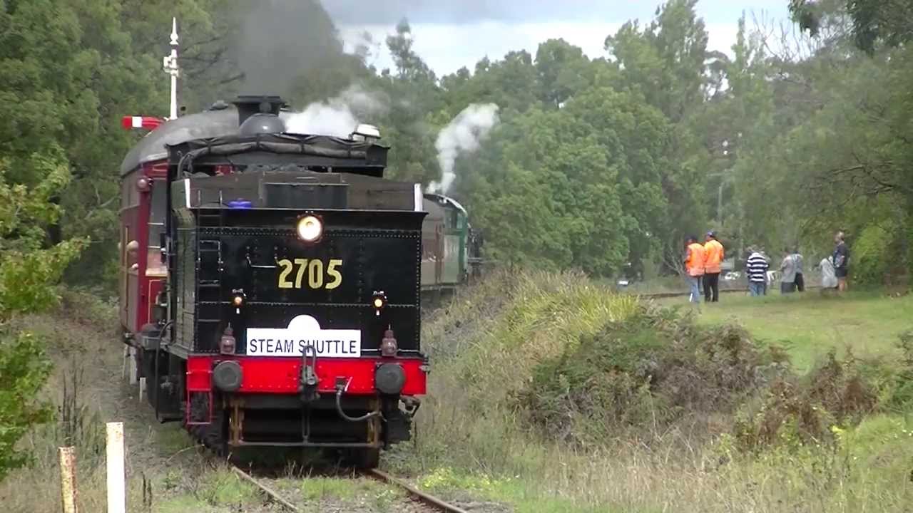 Festival of Steam 2014, featuring 3642, 2705 and 3265 - YouTube