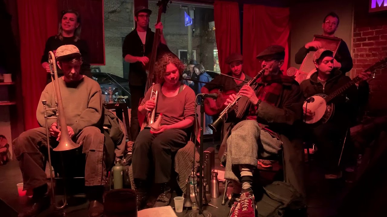 Tuba Skinny & Becky Lynn Blanca- Got A Mind To Ramble - YouTube