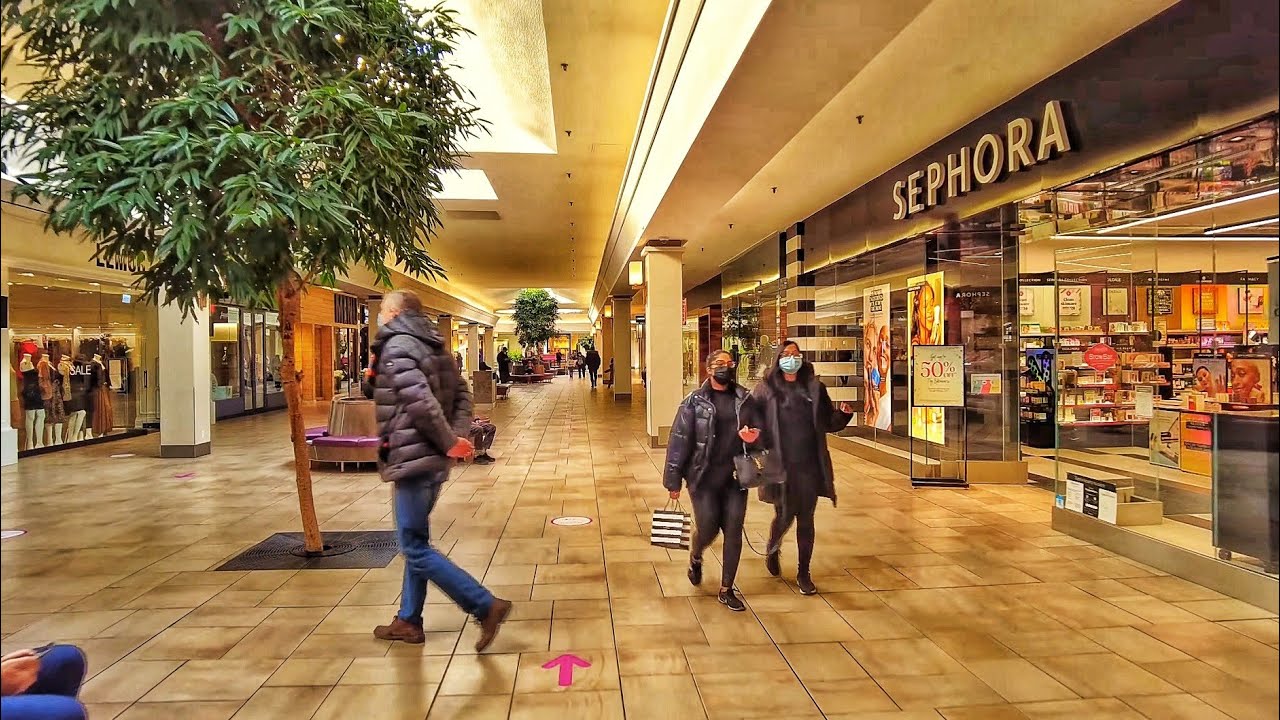 Toronto Walk - Bayview Village Shopping Mall, North York - YouTube