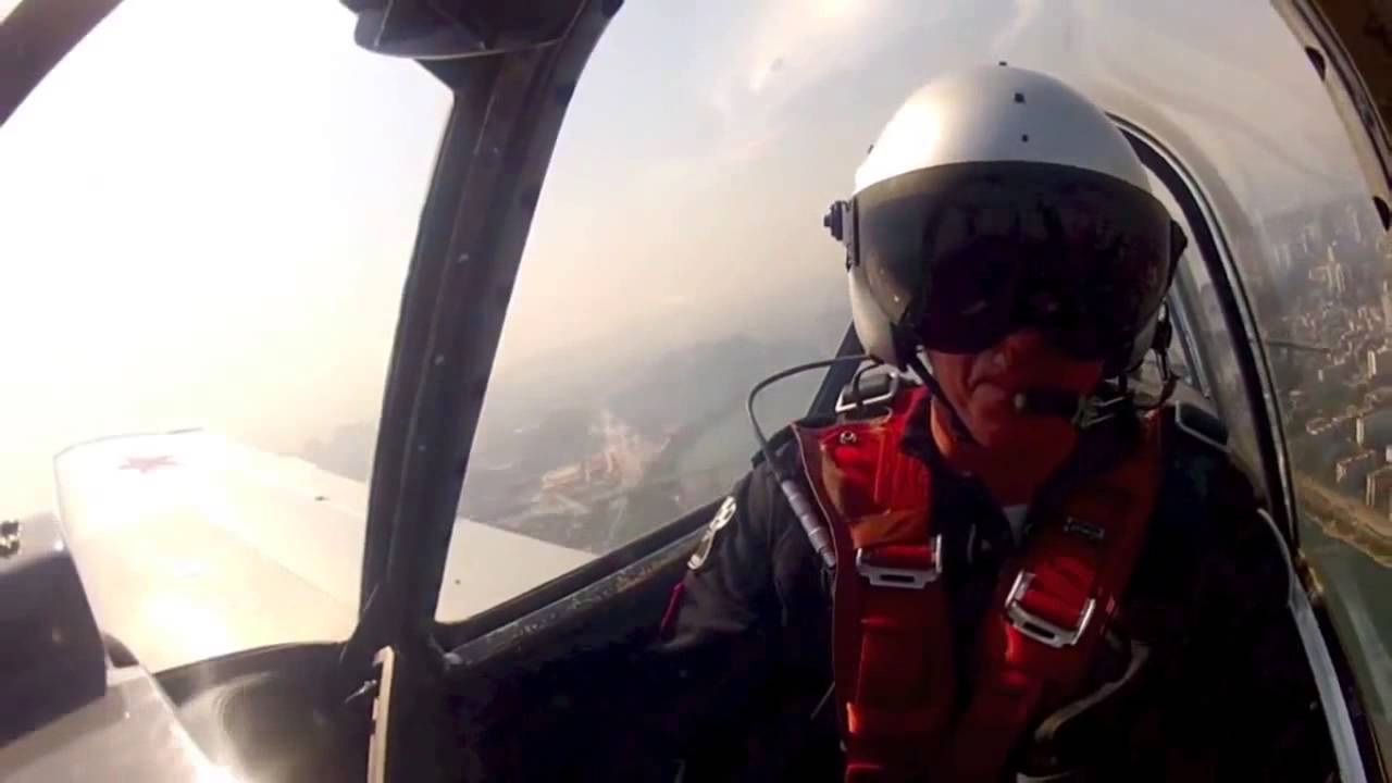 Jez Hopkinson | Yakovlevs | UK Aero Expo2015 - YouTube