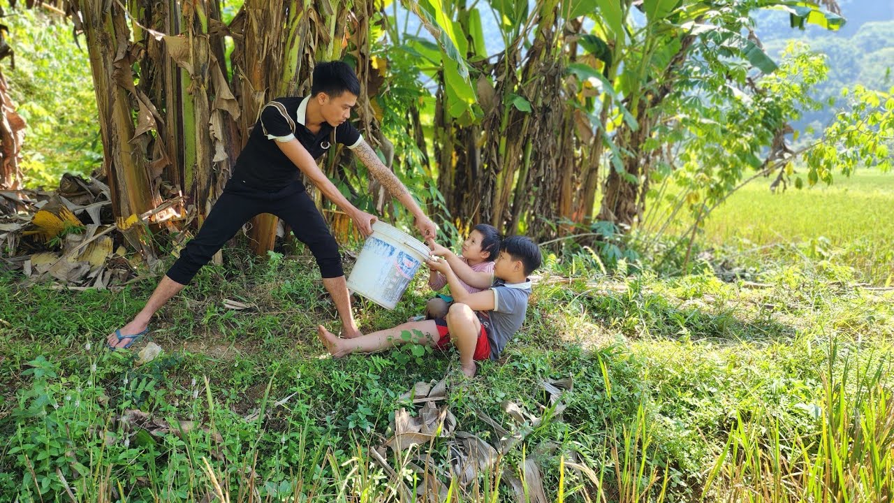 What will life be like for the two orphans in the past 30 days? - YouTube