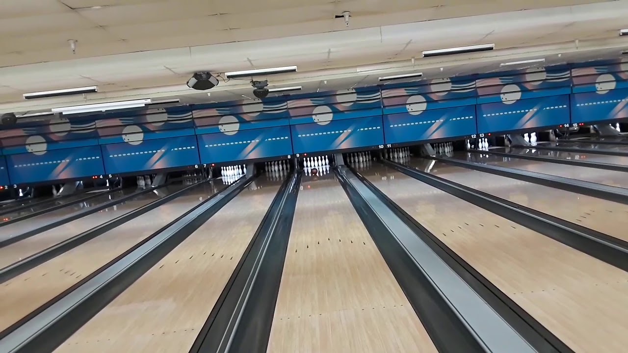 The bowling expert - YouTube