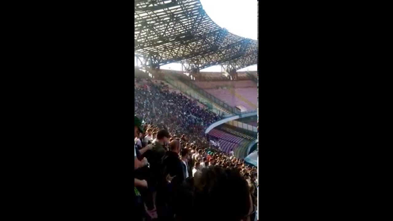 01-10-14 NAPOLI-ROMA 2-0 ULTRAS CURVA A - YouTube