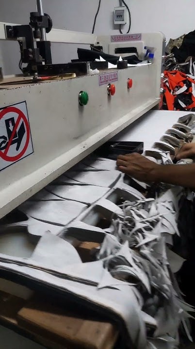 cap/Hat fabrics cutting machine. - YouTube