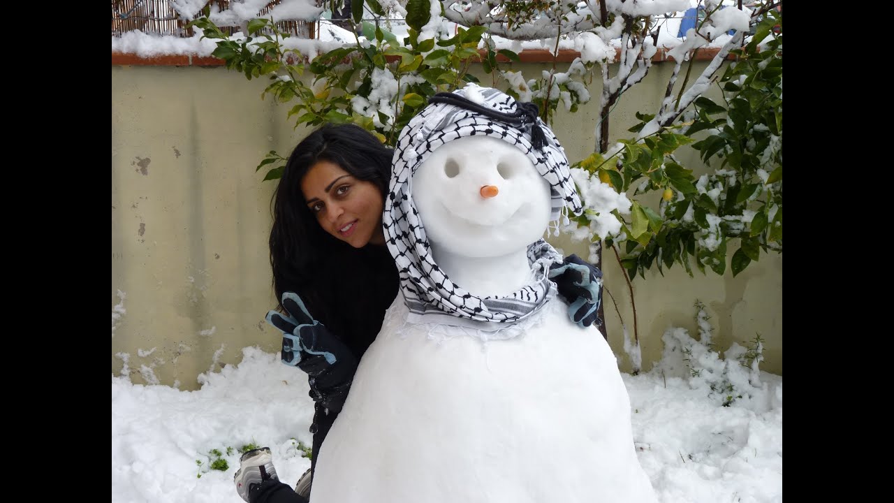 The first Palestinian Snow Man :) - YouTube