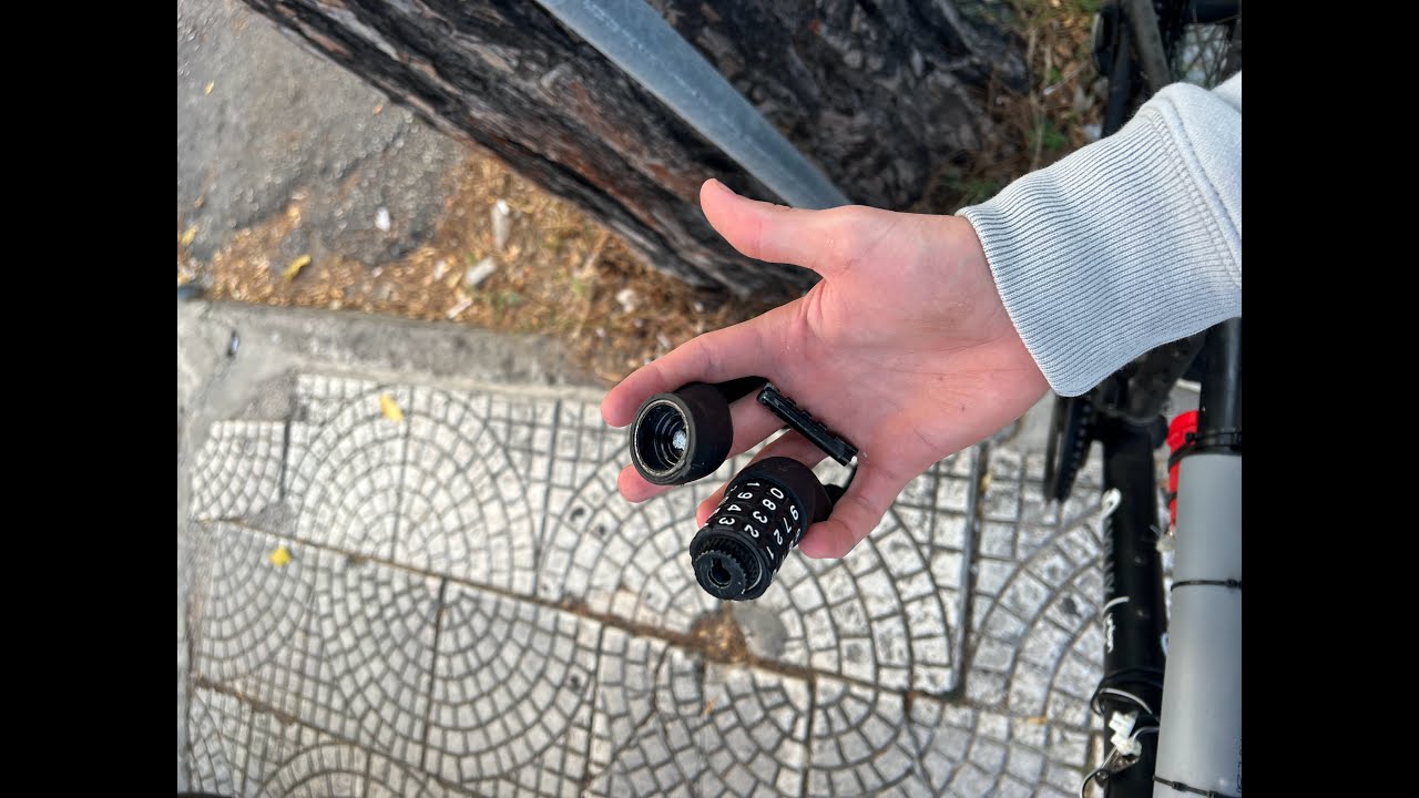 Anti bike-thief bicycle - YouTube