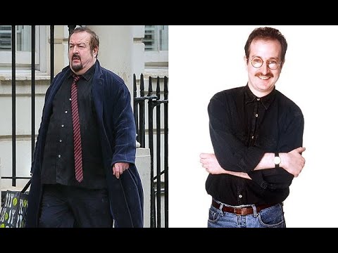 BBC Radio 2's Steve Wright displays a fuller physique in London - YouTube