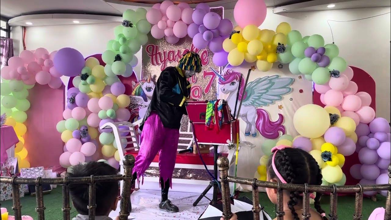 CLOWN l MAGIC CLOWN FOR KIDS l 7th BIRTHDAY - YouTube