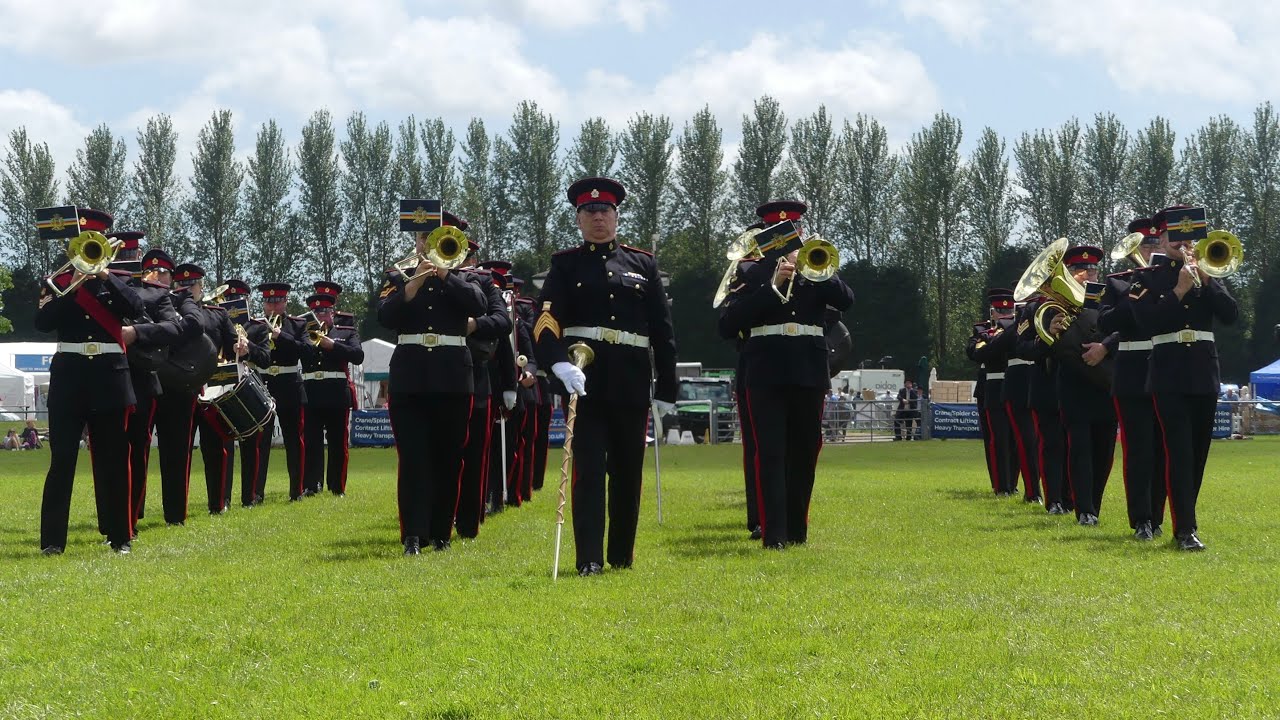 British Army Band Catterick - South of England Show - YouTube