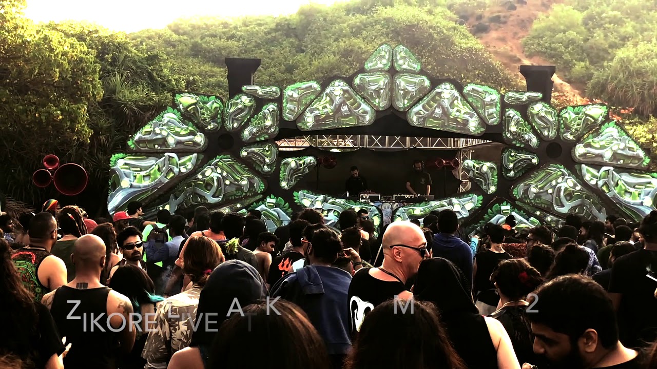 FAREBI JALEBI & ZIKORE AT KARACUS MARAKUS 2020 - YouTube