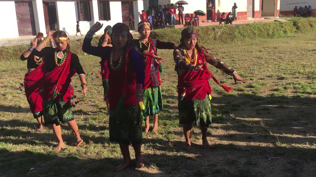 Nepali Traditional Kaura Dance (नेपाली परम्परागत कौरा नाच) - YouTube
