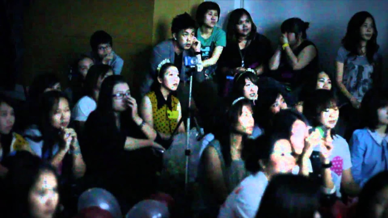 บรรยากาศงาน Humbrella Day #2: Let's Move - PECK Party & Friends - YouTube