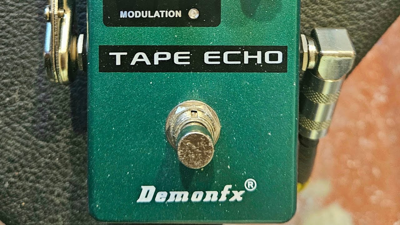 Demonfx Tape Echo demo - YouTube